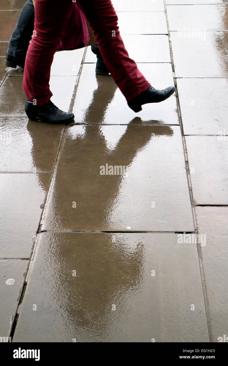 Wet people hi-res stock photography and images - Alamy