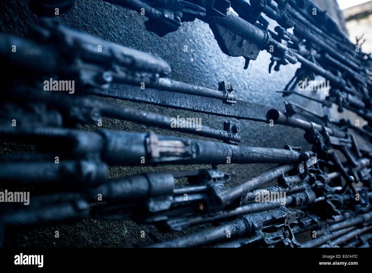 Gun memorial in croatia Stock Photo - Alamy