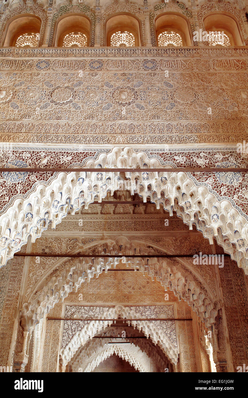 Alhambra palace interior hi-res stock photography and images - Alamy