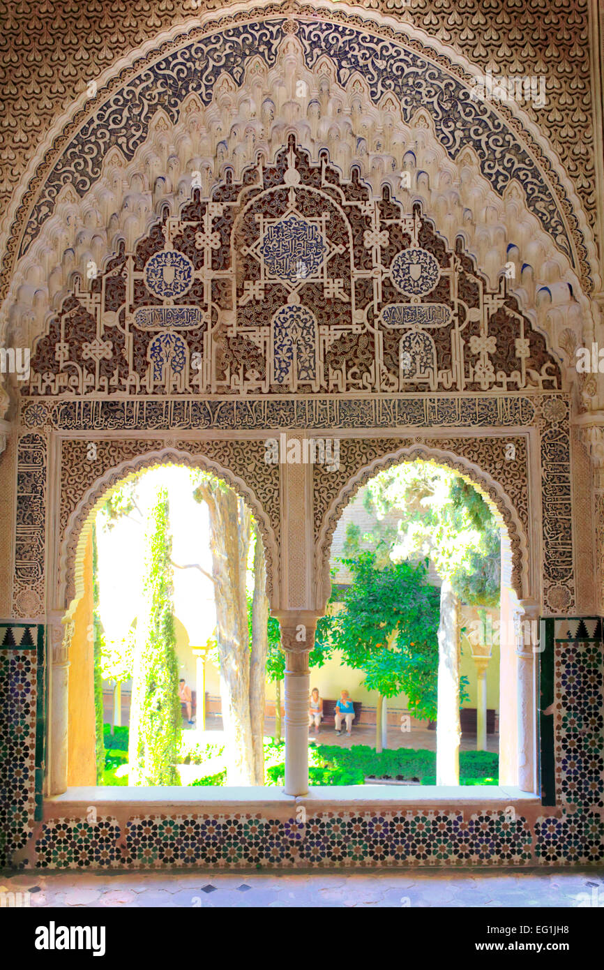 The alhambra interior hi-res stock photography and images - Alamy