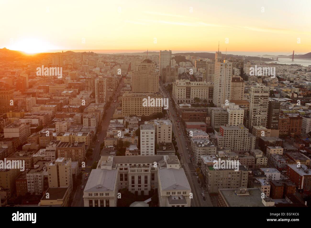 Sunset over Nob Hill and Pacific Heights in San Francisco with Golden ...