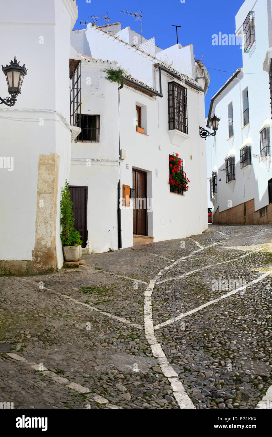 Old spanish town street hi-res stock photography and images - Alamy