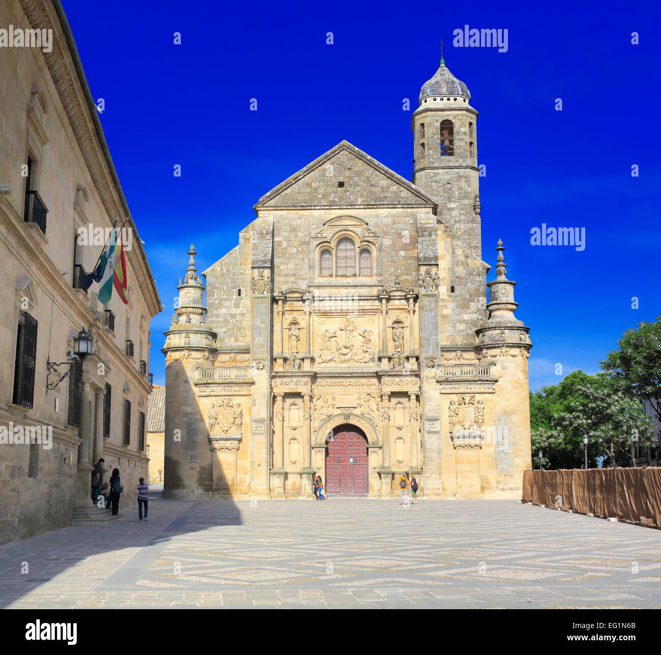 Facade of capilla chapel hi-res stock photography and images - Alamy