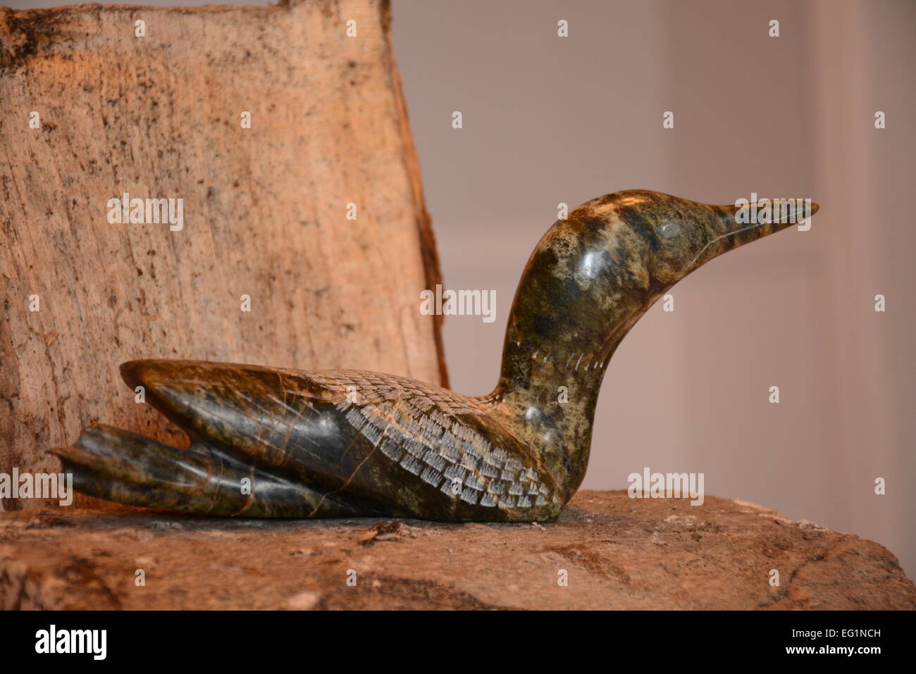 Inuit art loon hi-res stock photography and images - Alamy