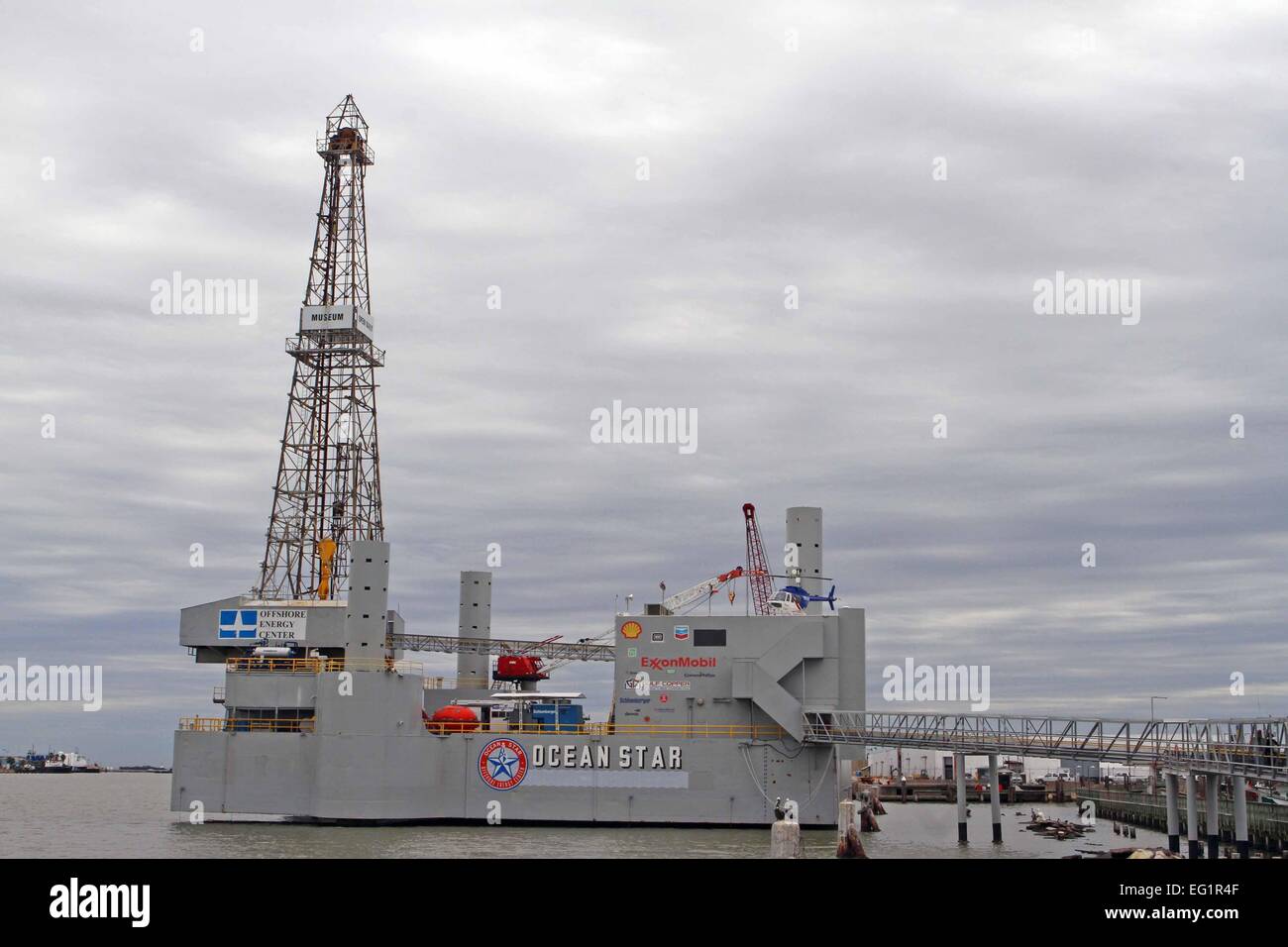Offshore oil rigs Stock Photo - Alamy