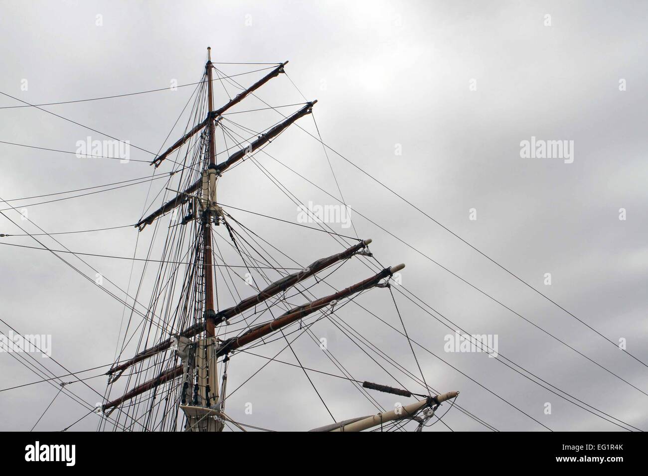 sailing ship mast Stock Photo - Alamy
