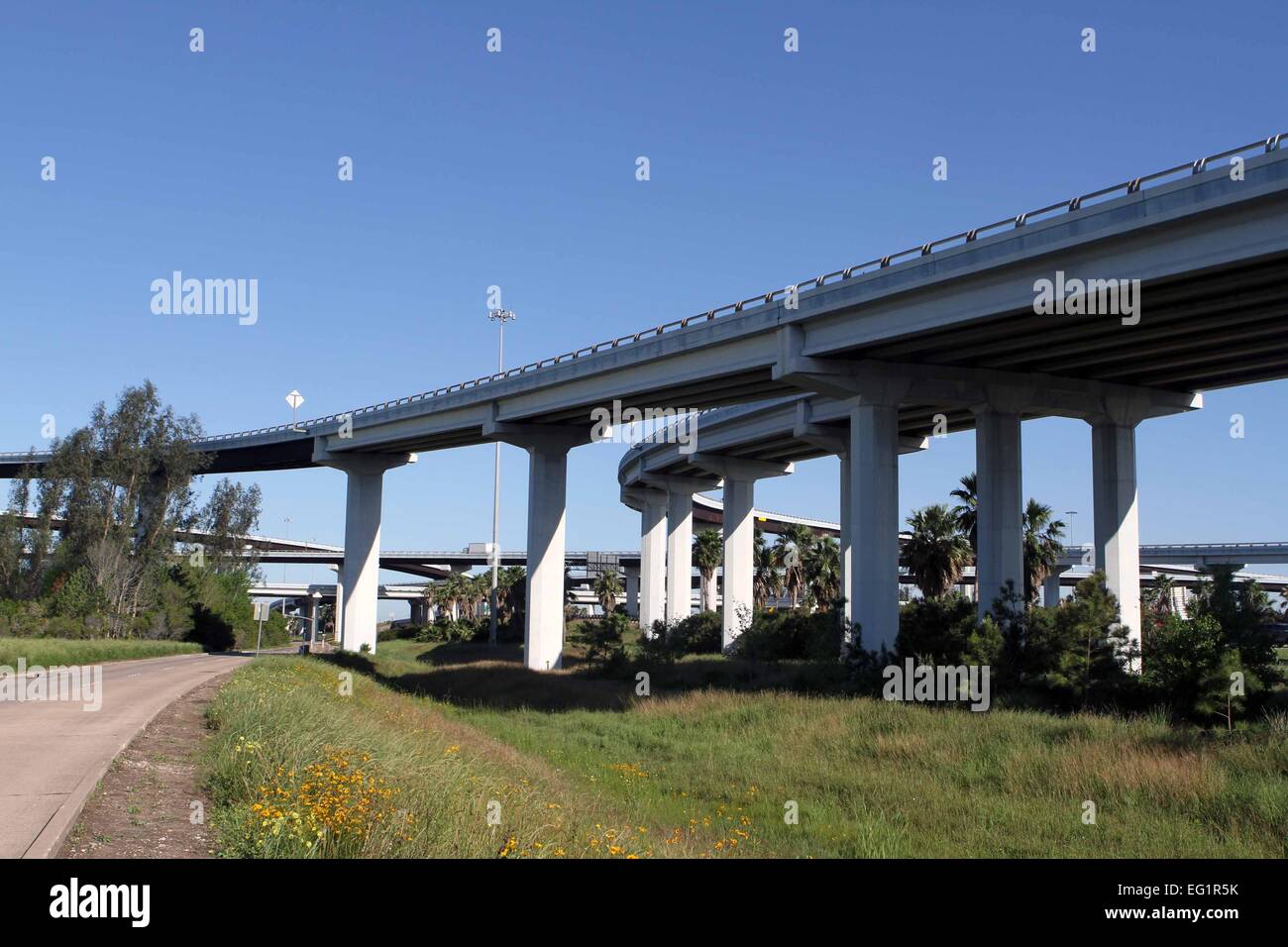 Houston freeway interchange hi-res stock photography and images - Alamy