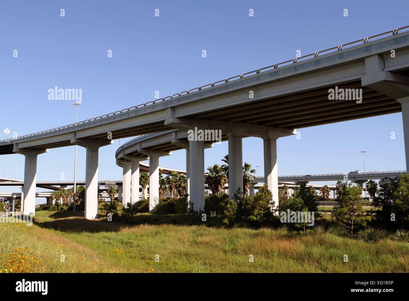 ROADS AND OVERPASSES IN THE CITY OF HOUSTON, TEXAS, USA Stock Photo - Alamy