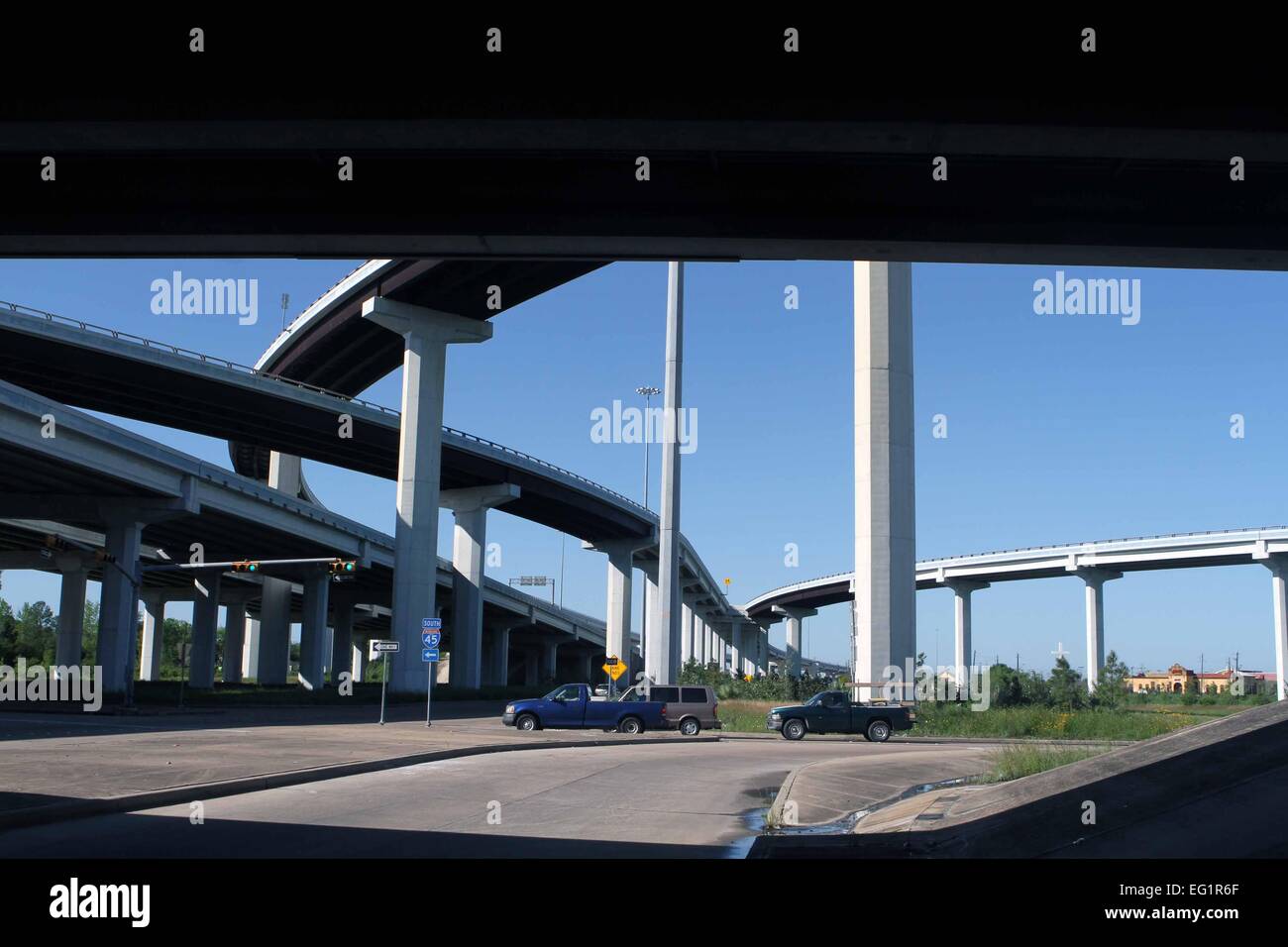 ROADS AND OVERPASSES IN THE CITY OF HOUSTON, TEXAS, USA Stock Photo - Alamy