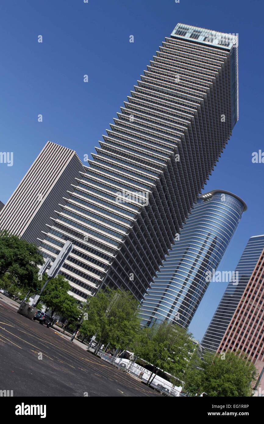 Houston high rise hi-res stock photography and images - Alamy
