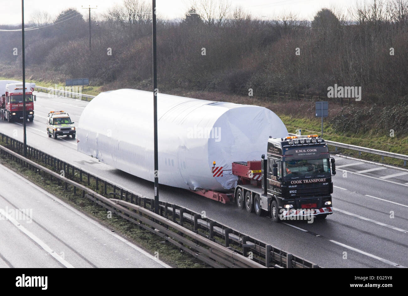 Bristol, UK. 14th Feb, 2015. A Boeing 747 fuselage being transported on ...