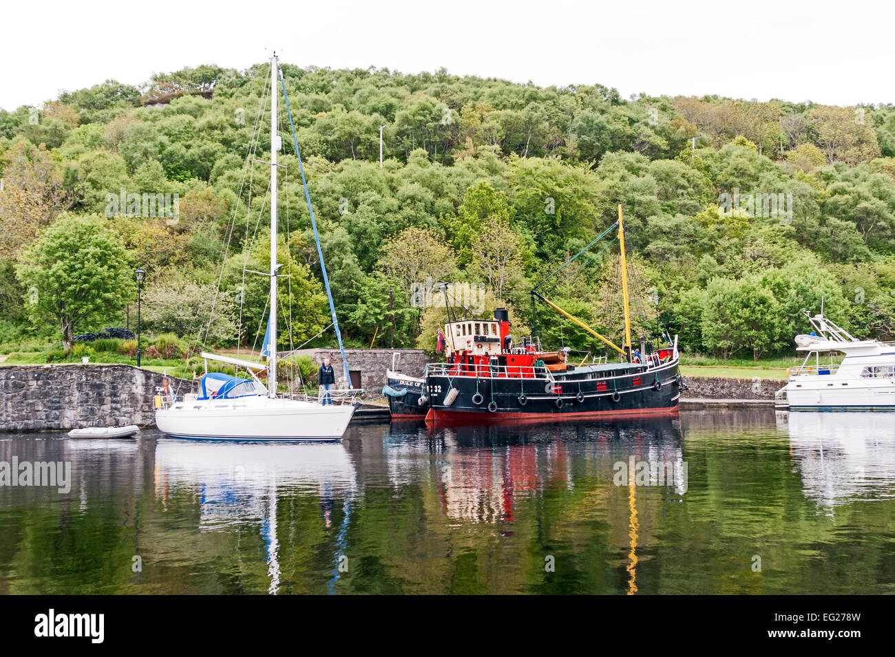 Crinan canal basin hi-res stock photography and images - Alamy