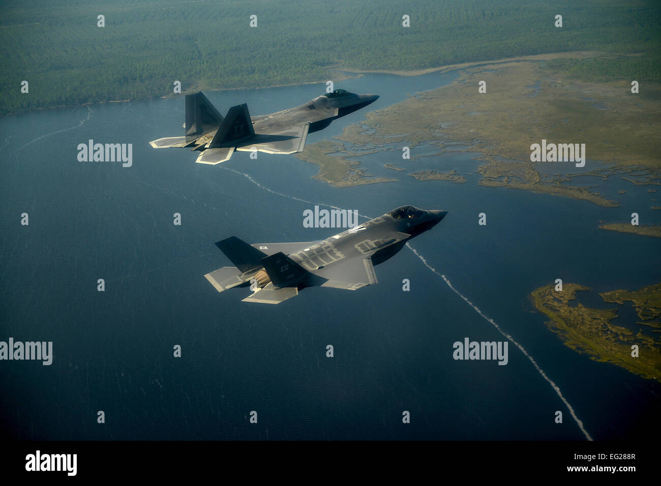 An F-22A Raptor top from the 43rd Fighter Squadron at Tyndall Air Force ...