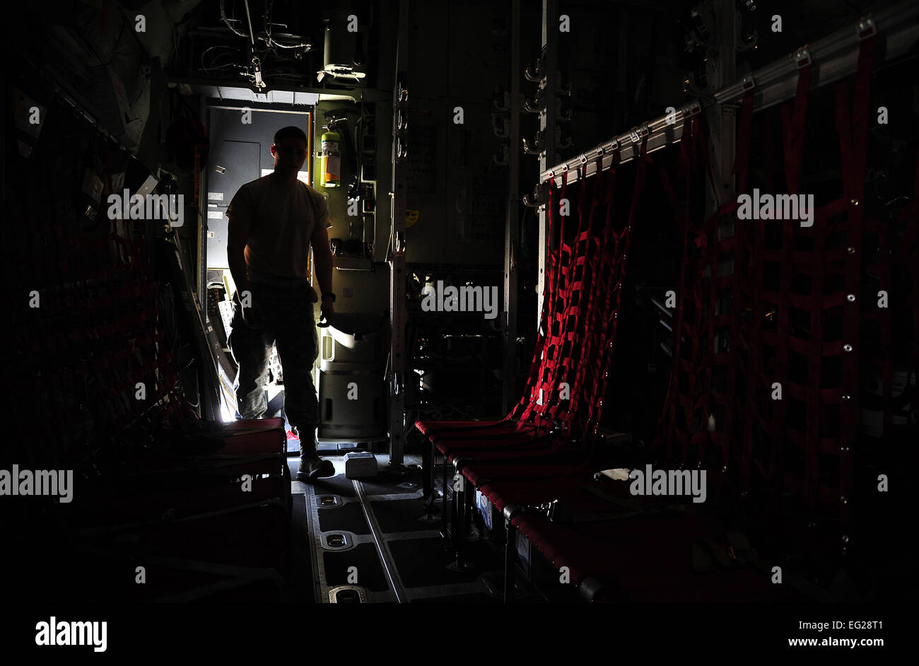146th aircraft maintenance squadron hi-res stock photography and images ...