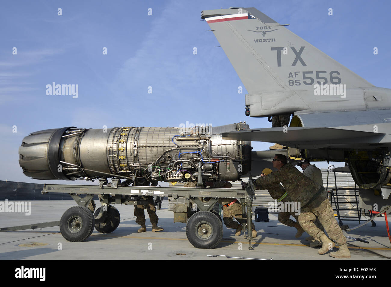 Senior airman kayla newman hi-res stock photography and images - Alamy