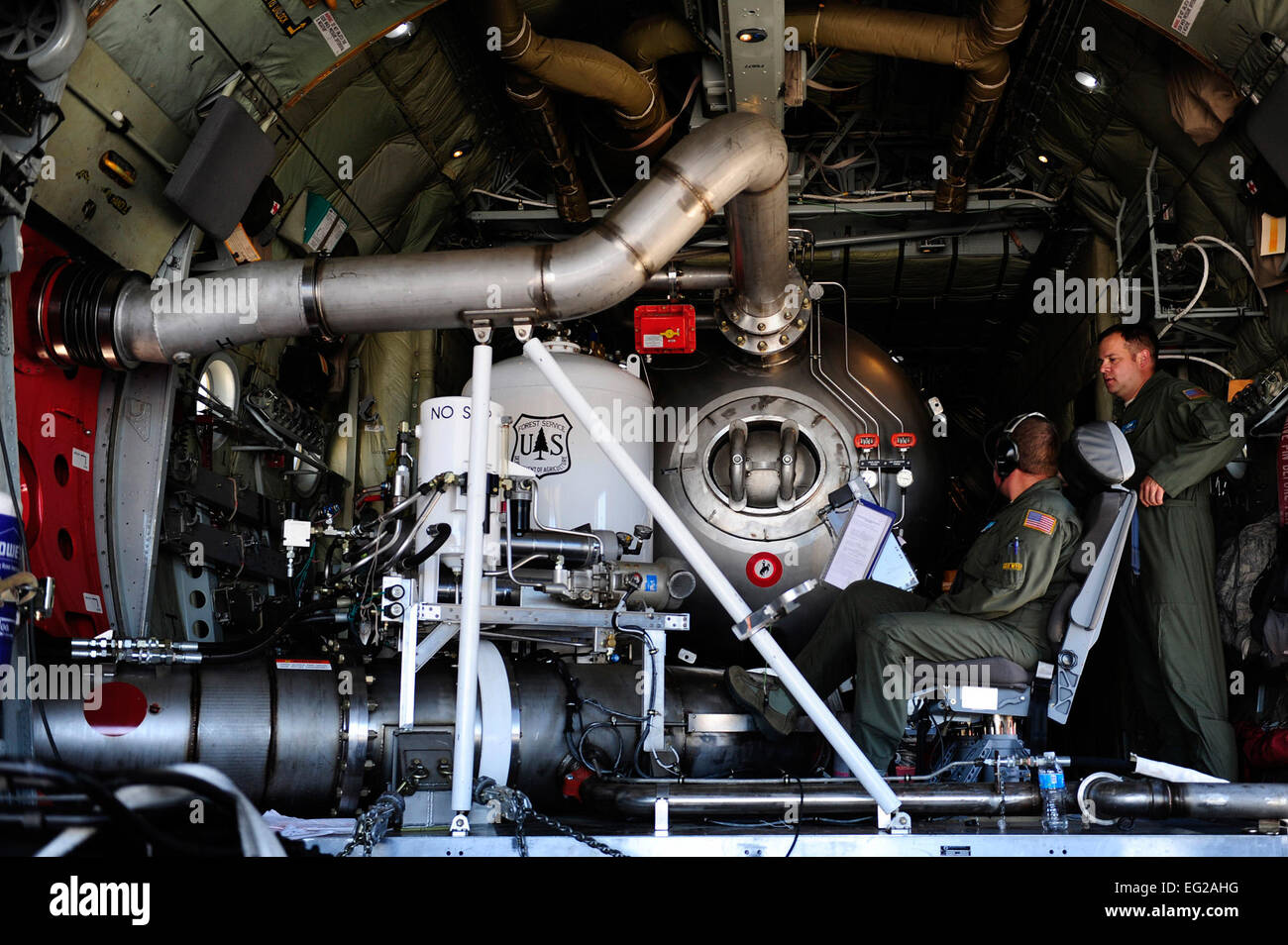 Modular aerial fire fighting system hi-res stock photography and images ...