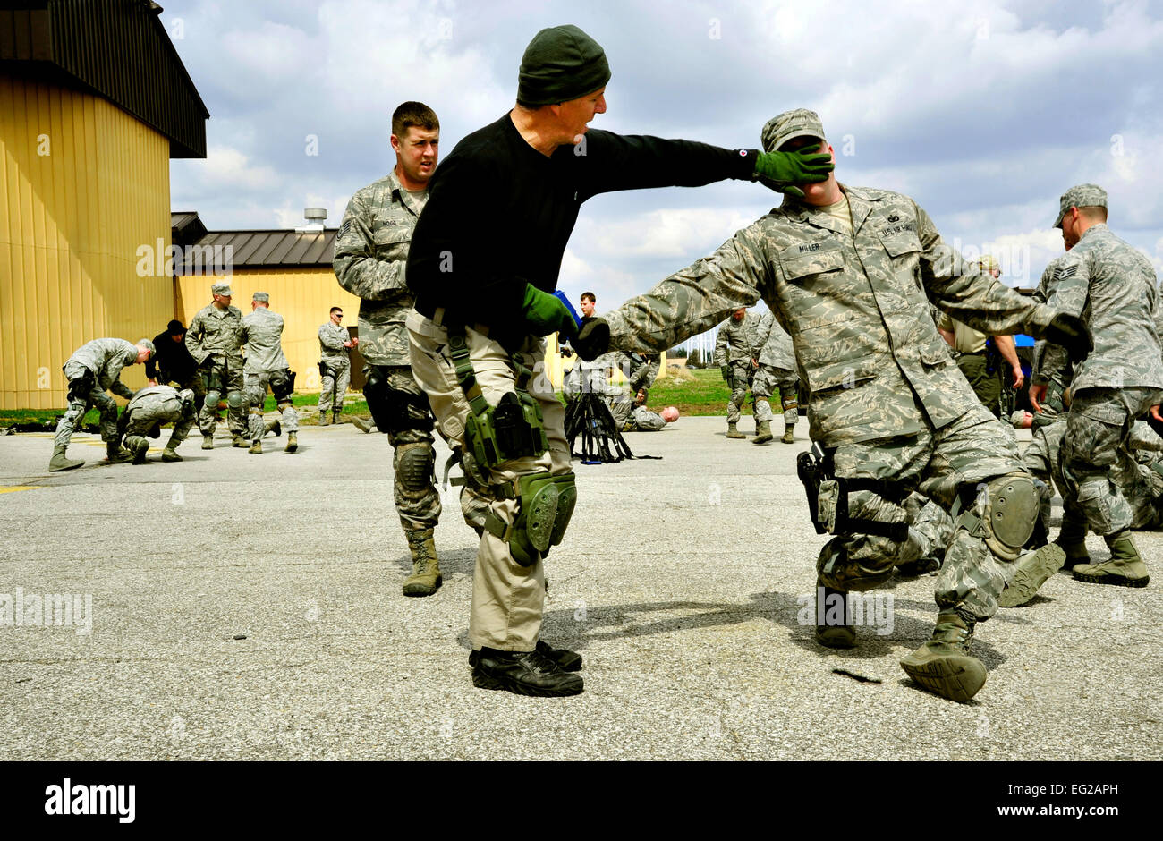 Ken Good, a former Navy SEAL, instructs Security Forces Squadron Airmen ...