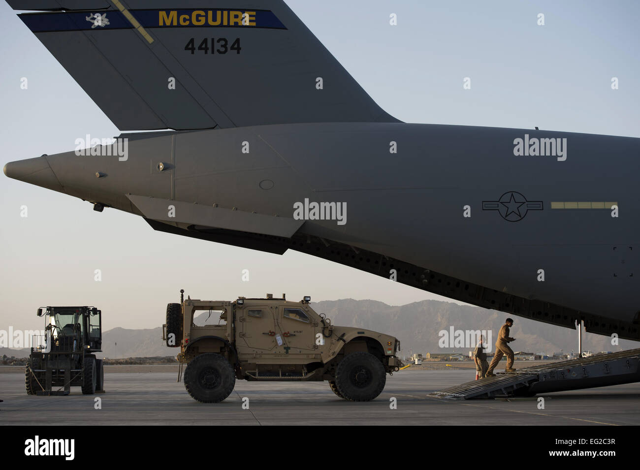 Kuwait air force c 17 hi-res stock photography and images - Alamy