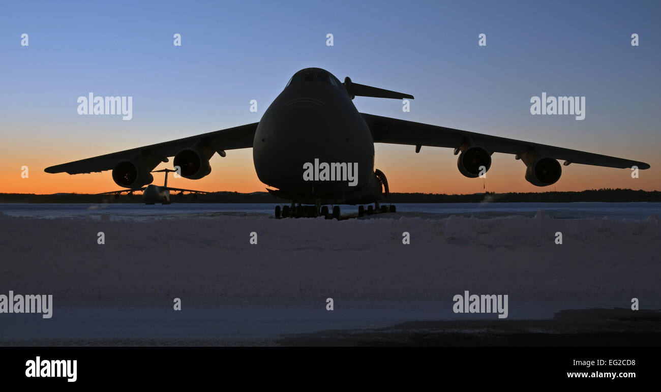 Westover air reserve base hi-res stock photography and images - Alamy