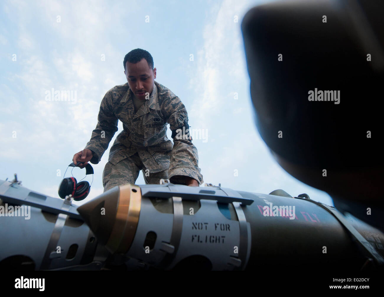 500 pound bomb hi-res stock photography and images - Alamy