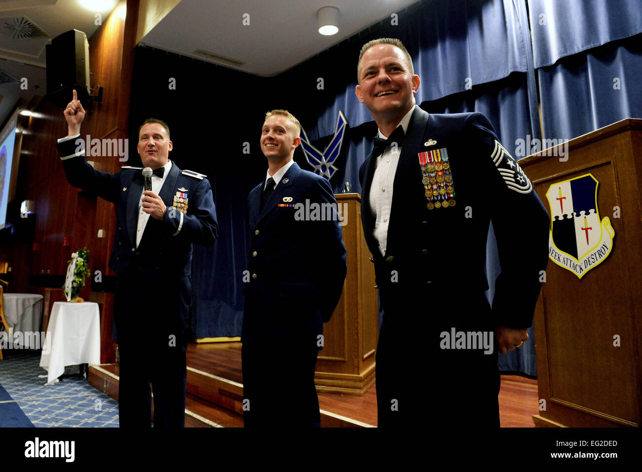 U.S. Air Force Col. Pete Bilodeau, left, 52nd Fighter Wing commander ...