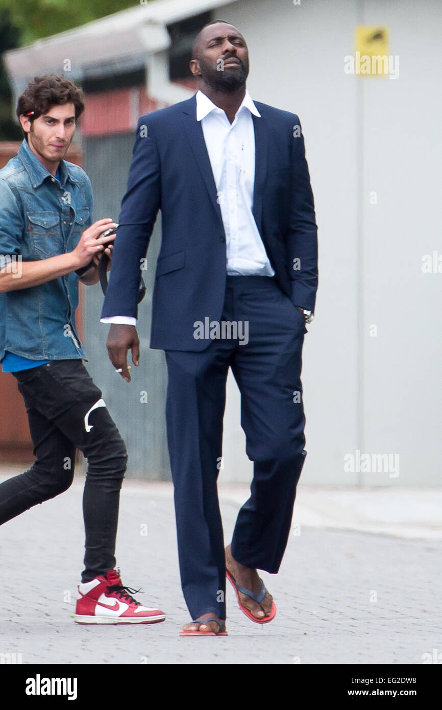 Idris Elba filming scenes for his upcoming movie 'A Hundred Streets ...