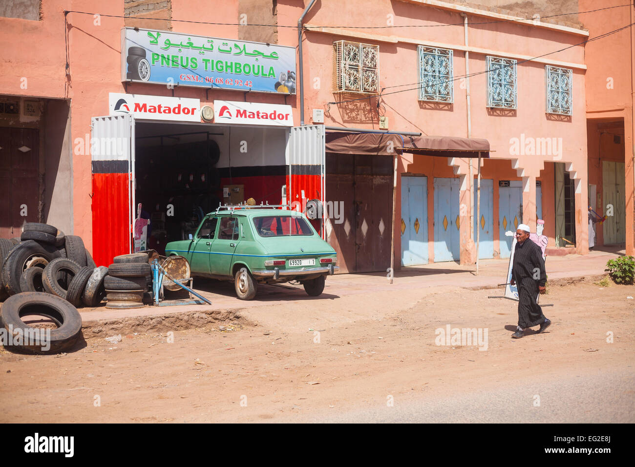 Morocco man walking in hi-res stock photography and images - Alamy