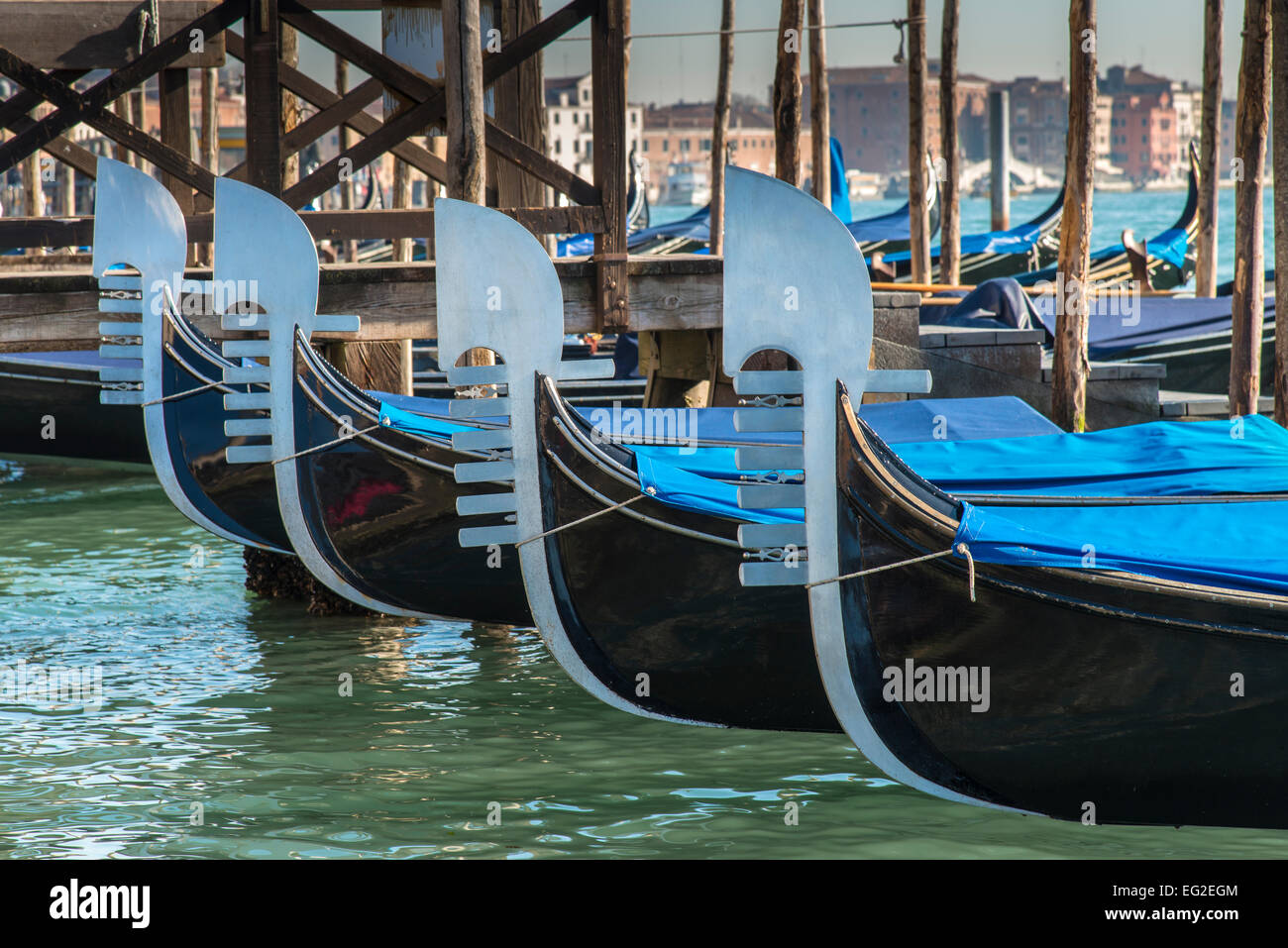 Gondolas boats hi-res stock photography and images - Alamy