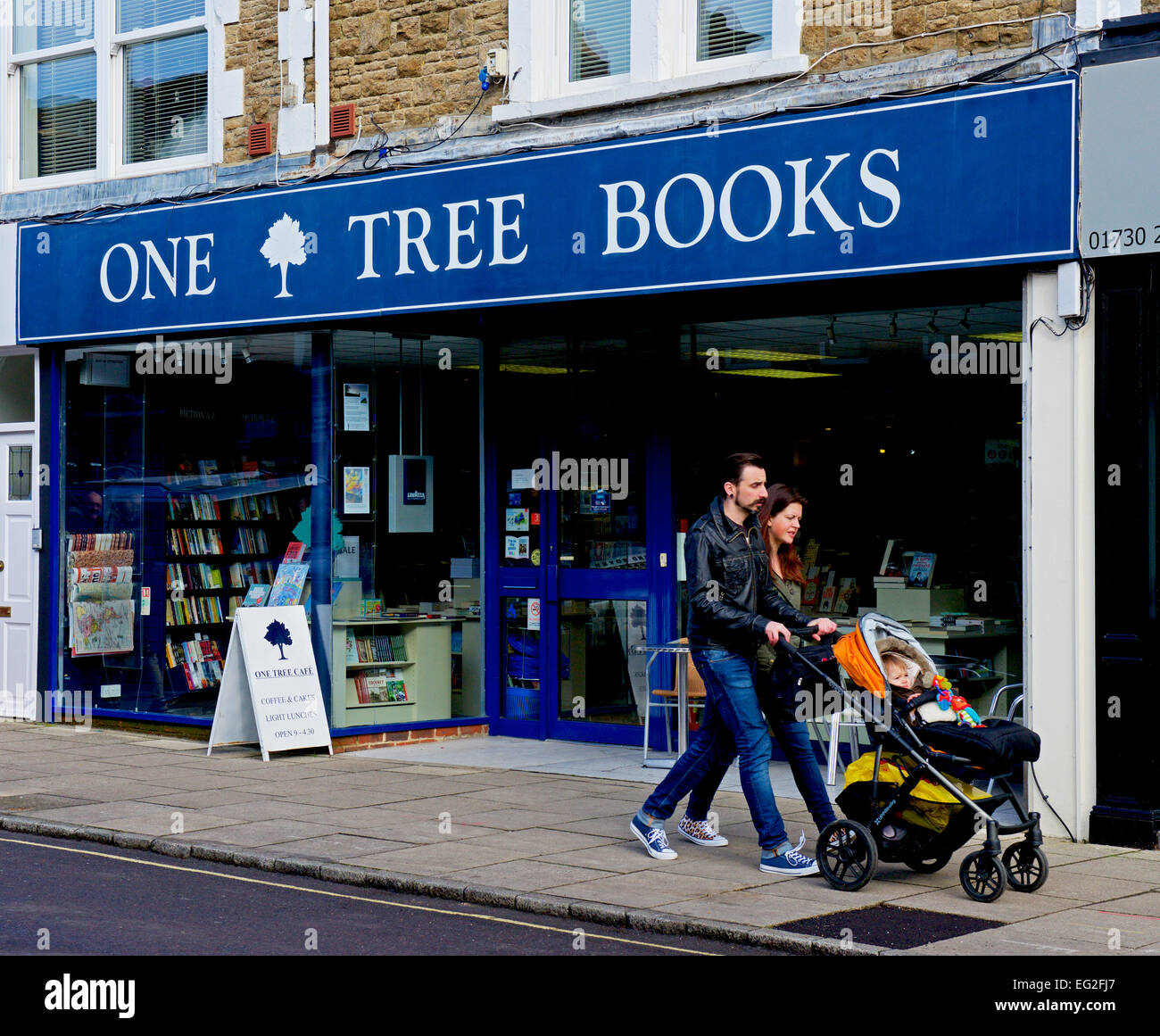 Petersfield bookshop hi-res stock photography and images - Alamy