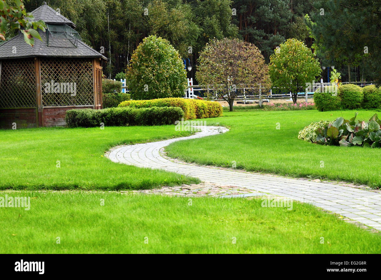 Garden in Spring Stock Photo - Alamy