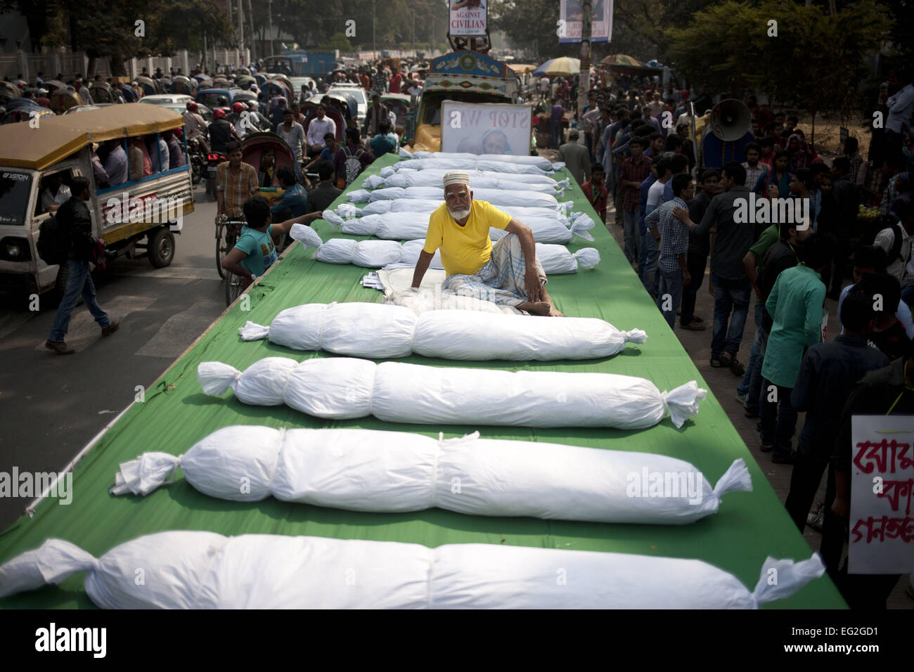 Dhaka, Bangladesh. 14th Feb, 2015. Bangladeshi protesters hold a rally ...