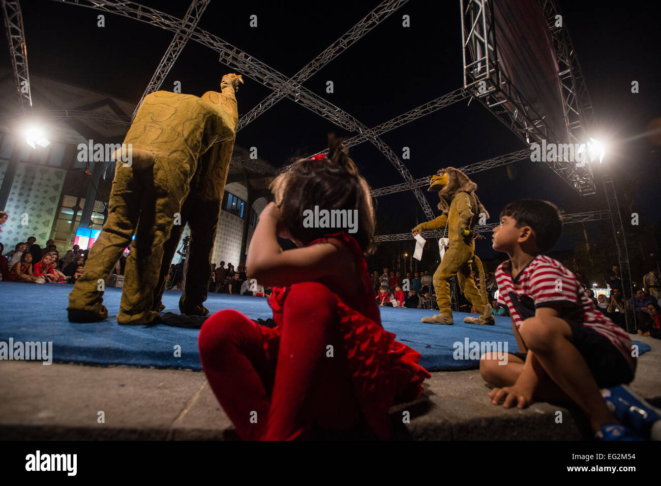 Afghan puppet performance "The lion who couldn't write" written by ...