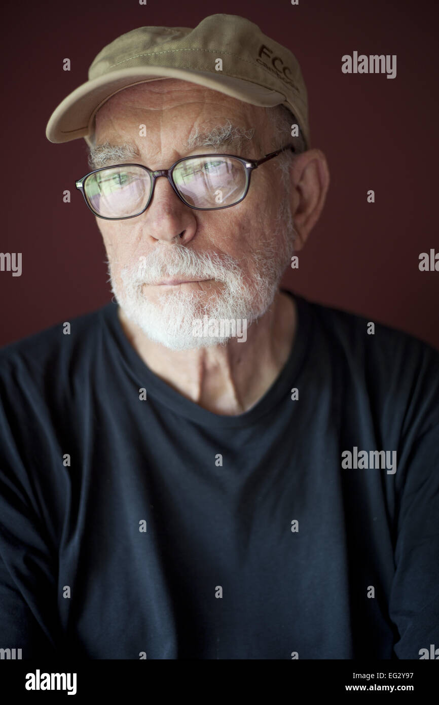 Old man with beard glasses and cap Stock Photo - Alamy