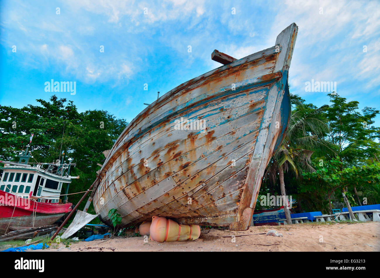 Thailand beached Boat Stock Photo - Alamy