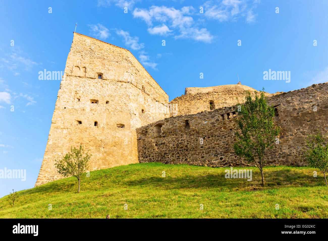 Rupea Castle near Brasov, medieval fortress Stock Photo - Alamy