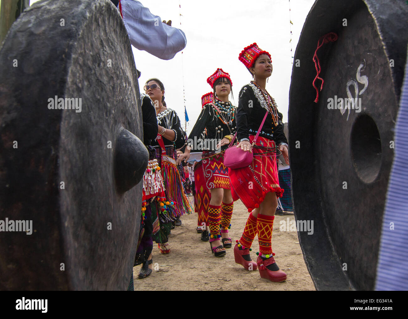Manau dance hi-res stock photography and images - Alamy