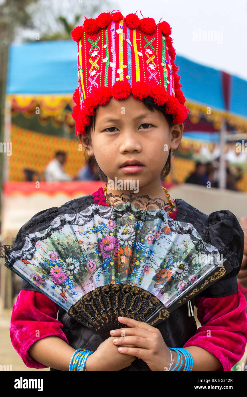 Sivasagar, Assam, India. 15th Feb, 2015. A Singpho tribal girl in ...