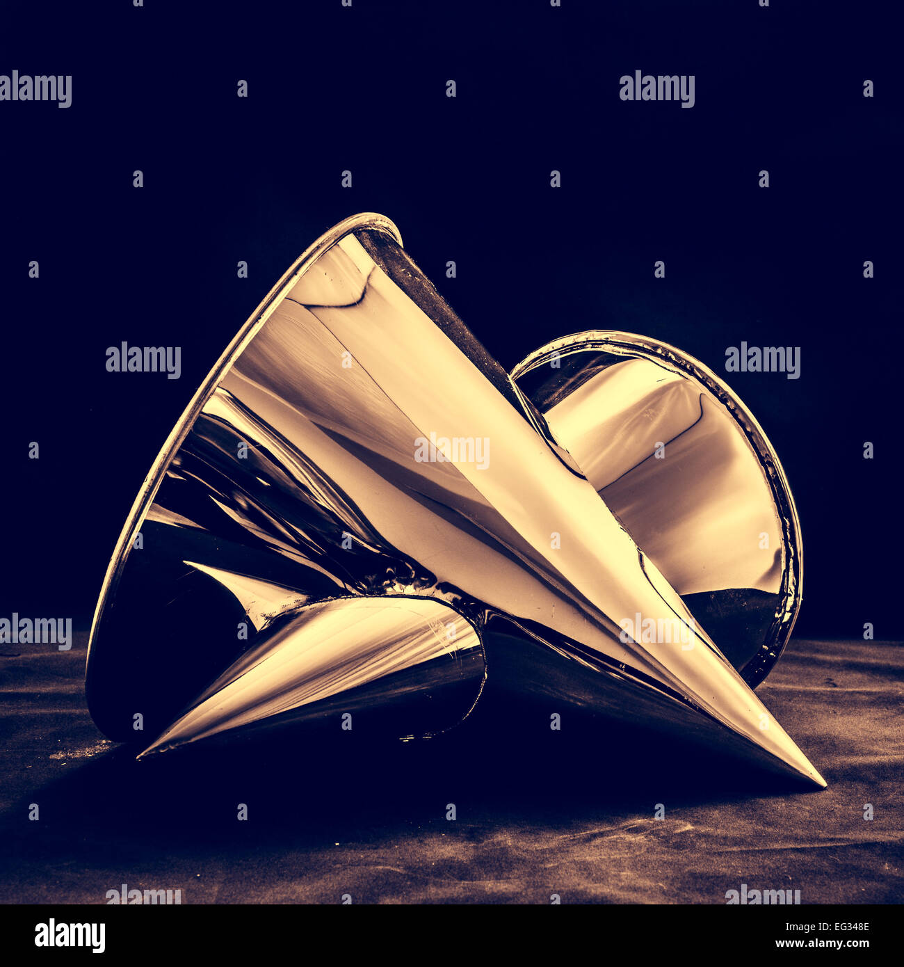 Intersection two cones hi-res stock photography and images - Alamy