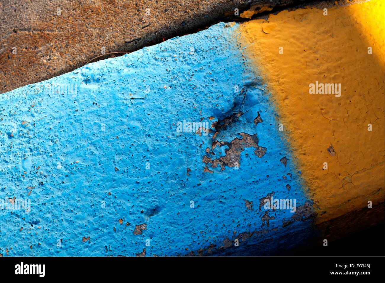 Curb side hi-res stock photography and images - Alamy