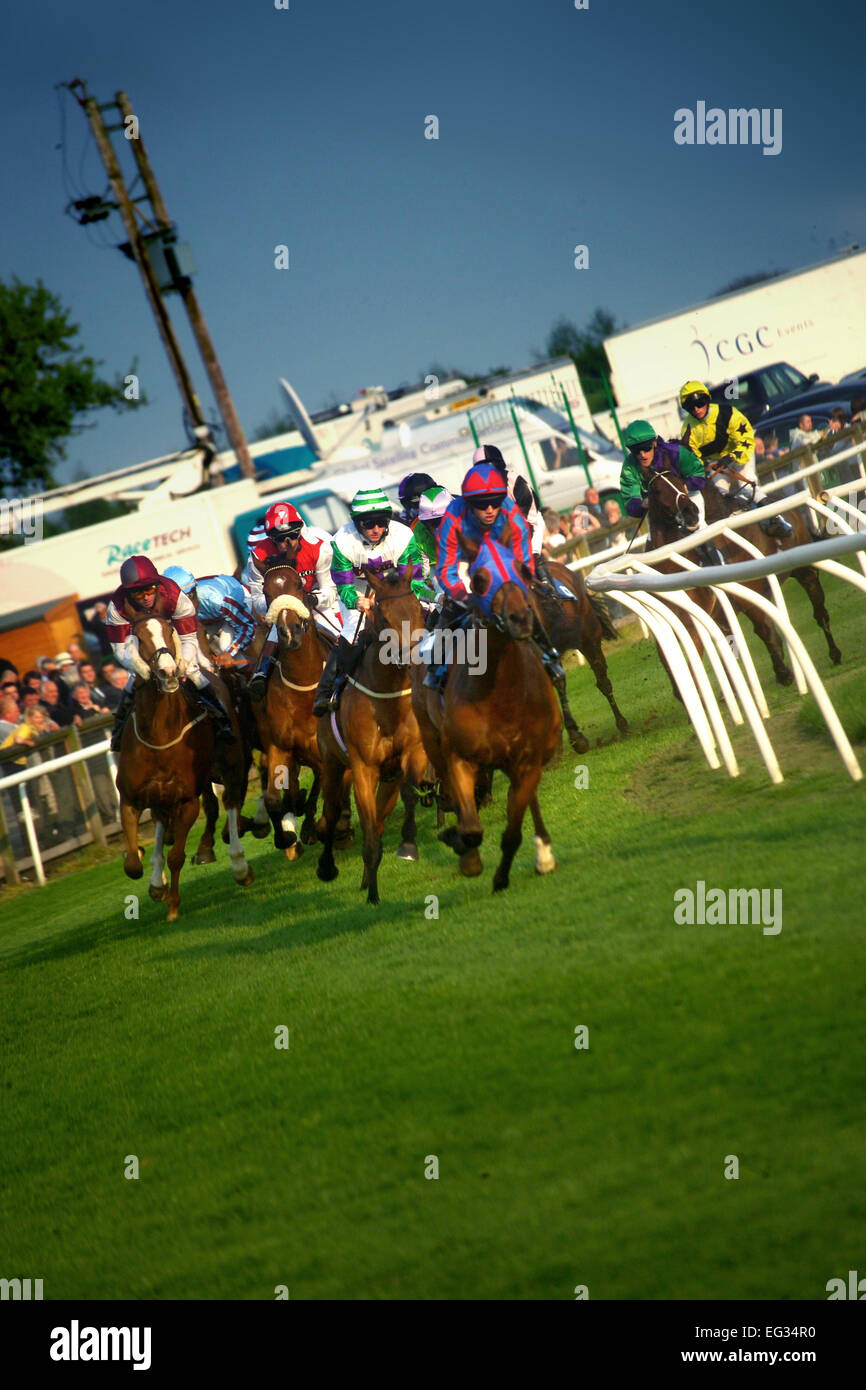 Catterick racecourse hi-res stock photography and images - Alamy