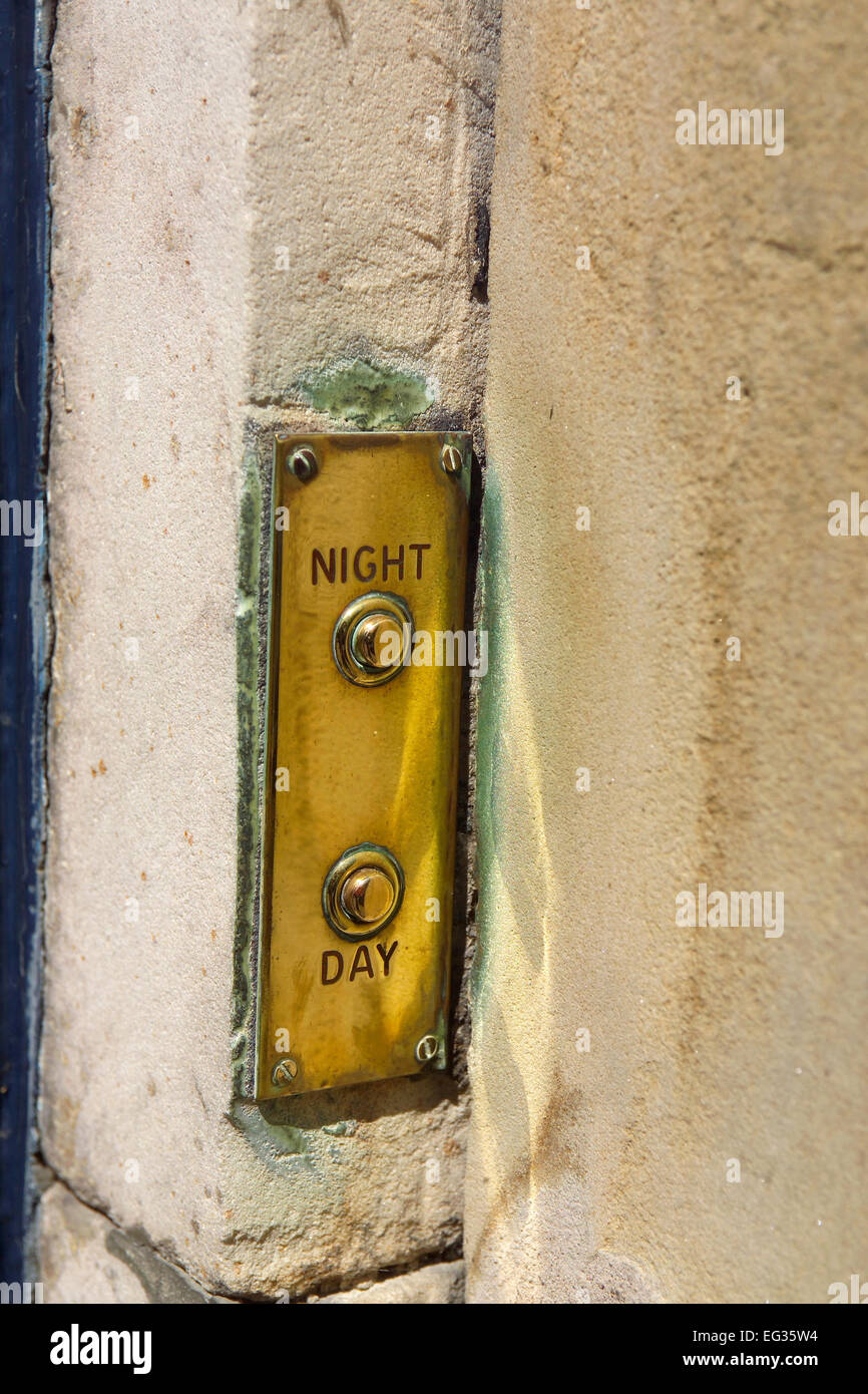 Door bell push button hi-res stock photography and images - Alamy