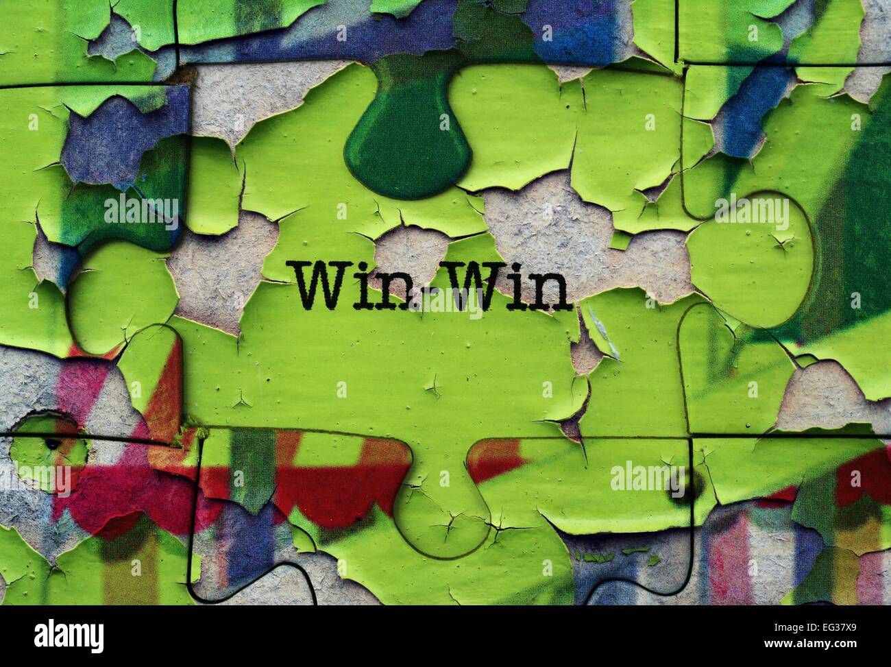 Win win puzzle concept Stock Photo - Alamy