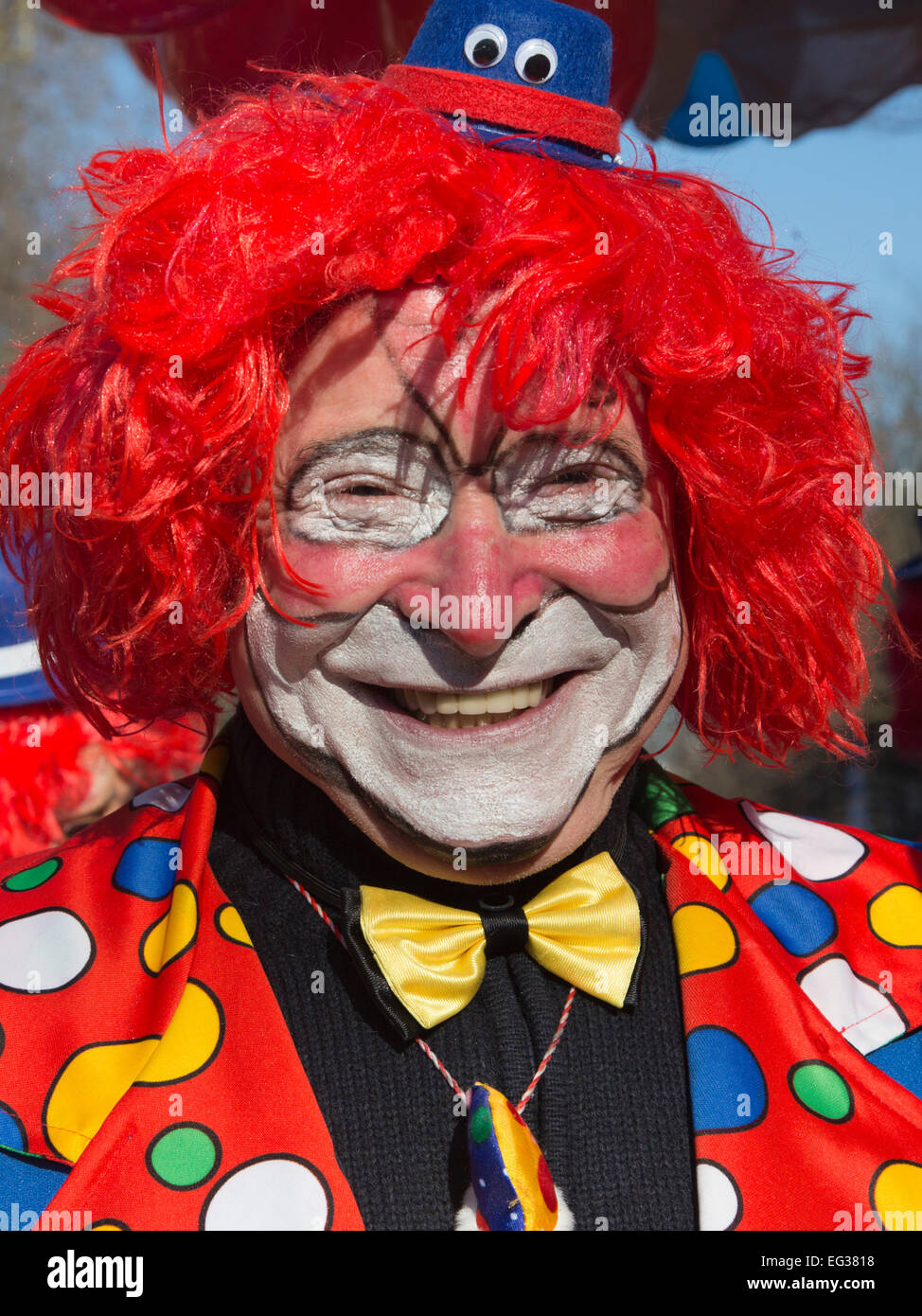 Düsseldorf, Germany. 15 February 2015. Clowns in Königsallee. Street ...