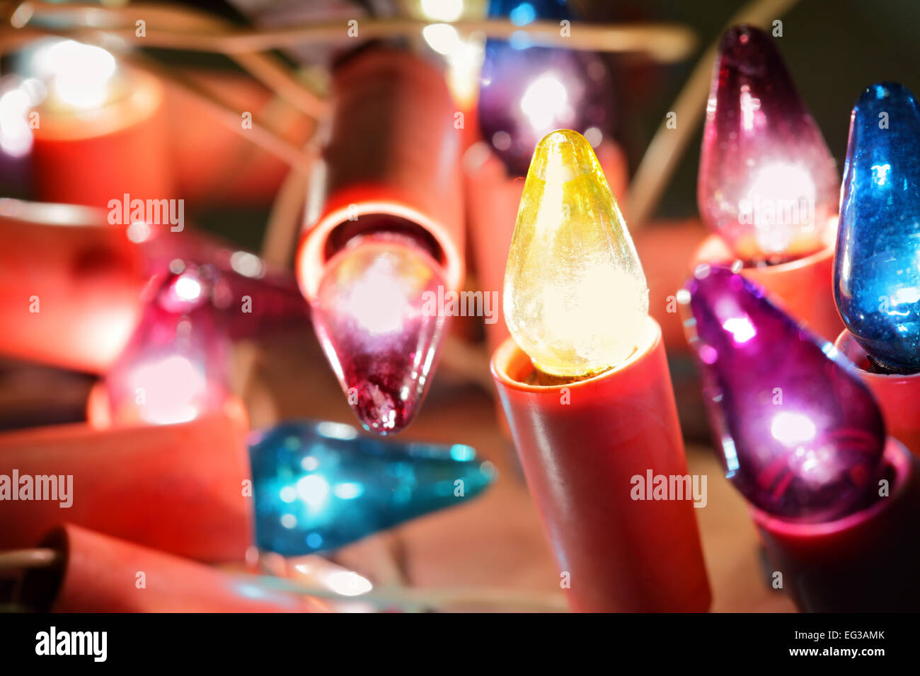 Vintage christmas lights hi-res stock photography and images - Alamy