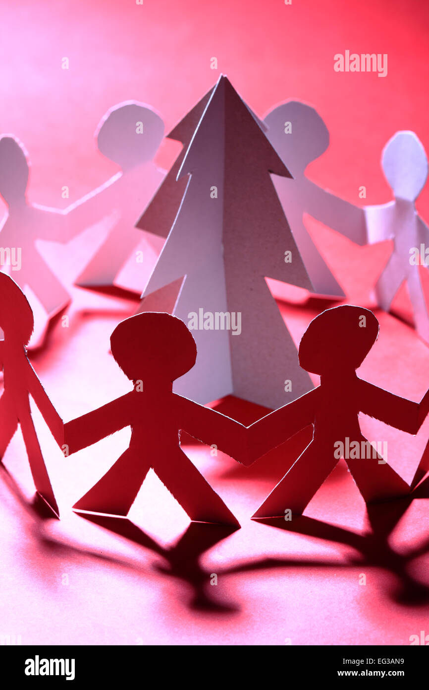 Paper chain tree hi-res stock photography and images - Alamy