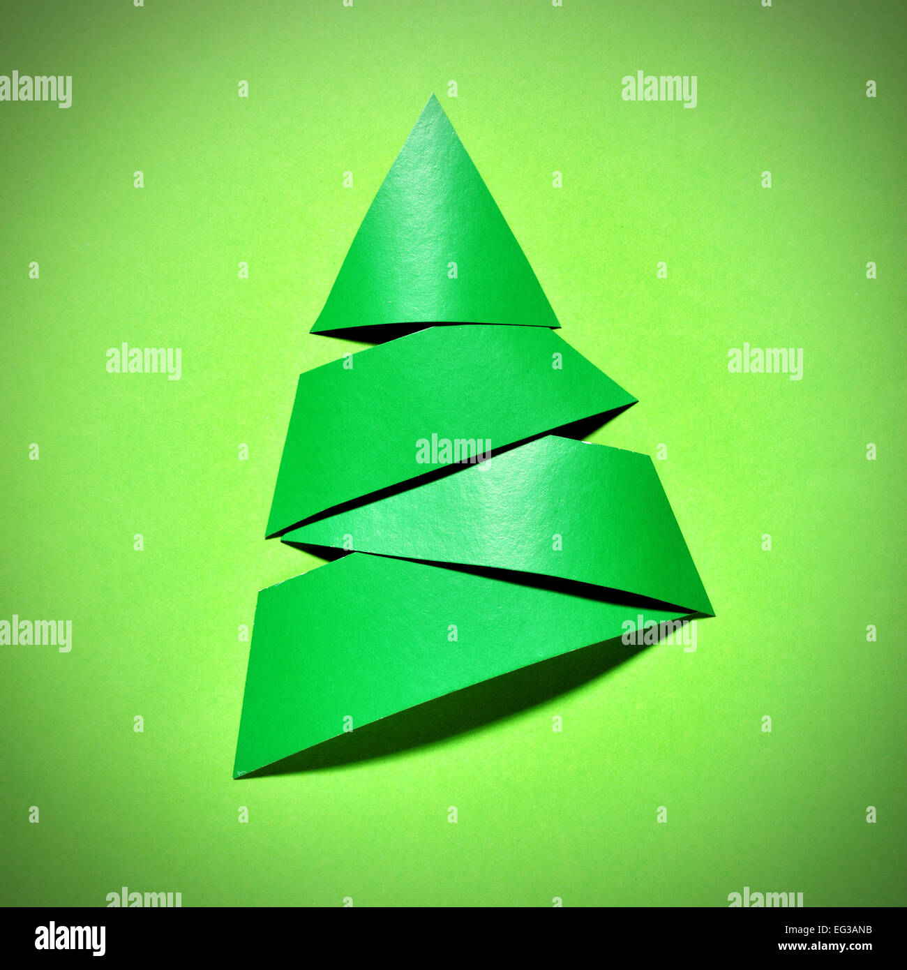 Green paper Christmas tree Stock Photo - Alamy