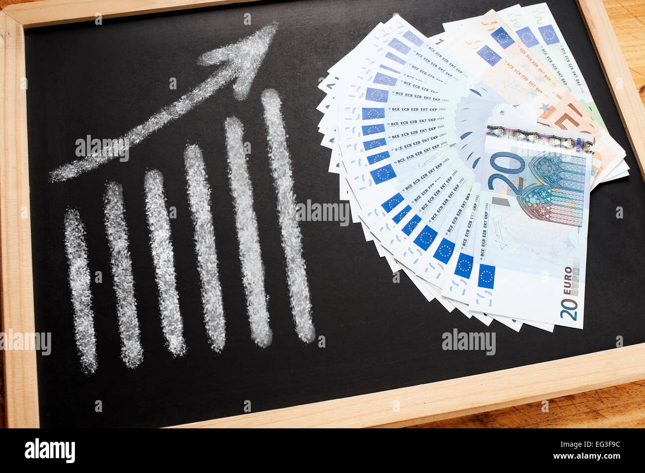 Money forecast hi-res stock photography and images - Alamy