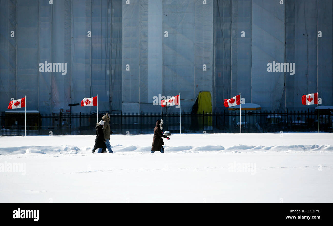 Canada flag 1965 hi-res stock photography and images - Alamy