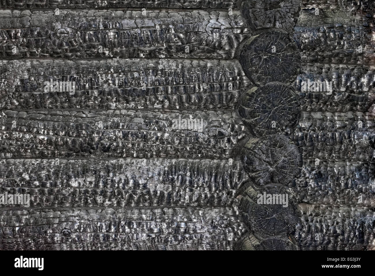 Burned house exterior hi-res stock photography and images - Alamy