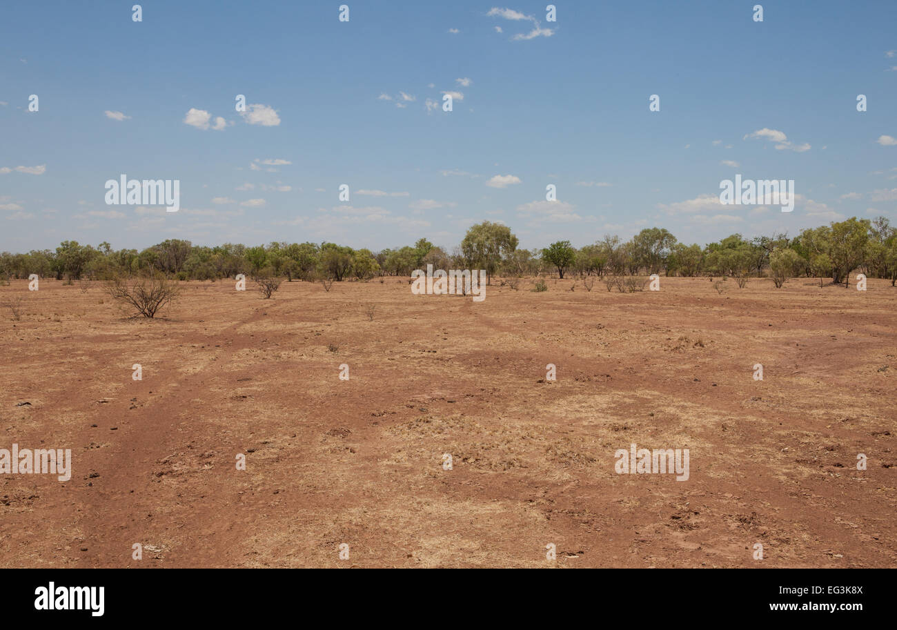 Remote sparse australia outback hi-res stock photography and images - Alamy